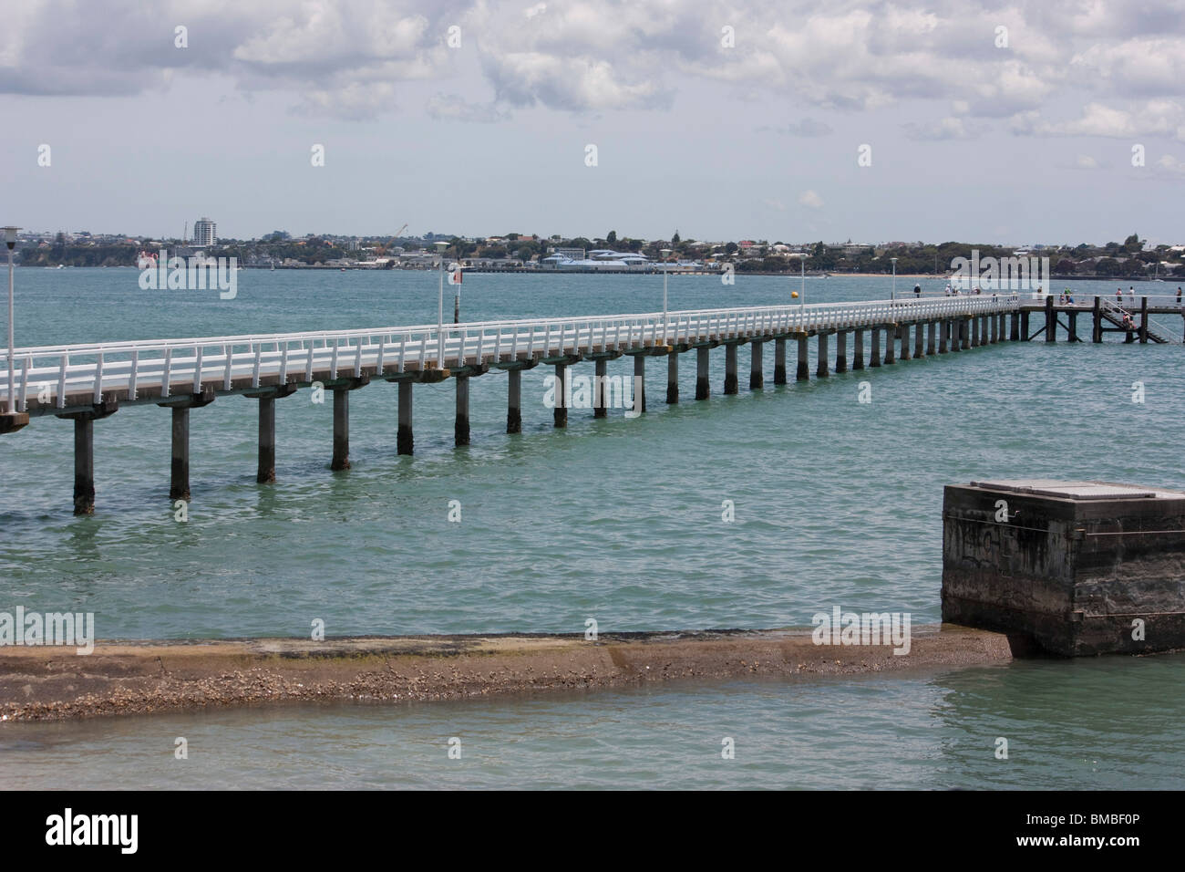 Long bridge hi-res stock photography and images - Alamy