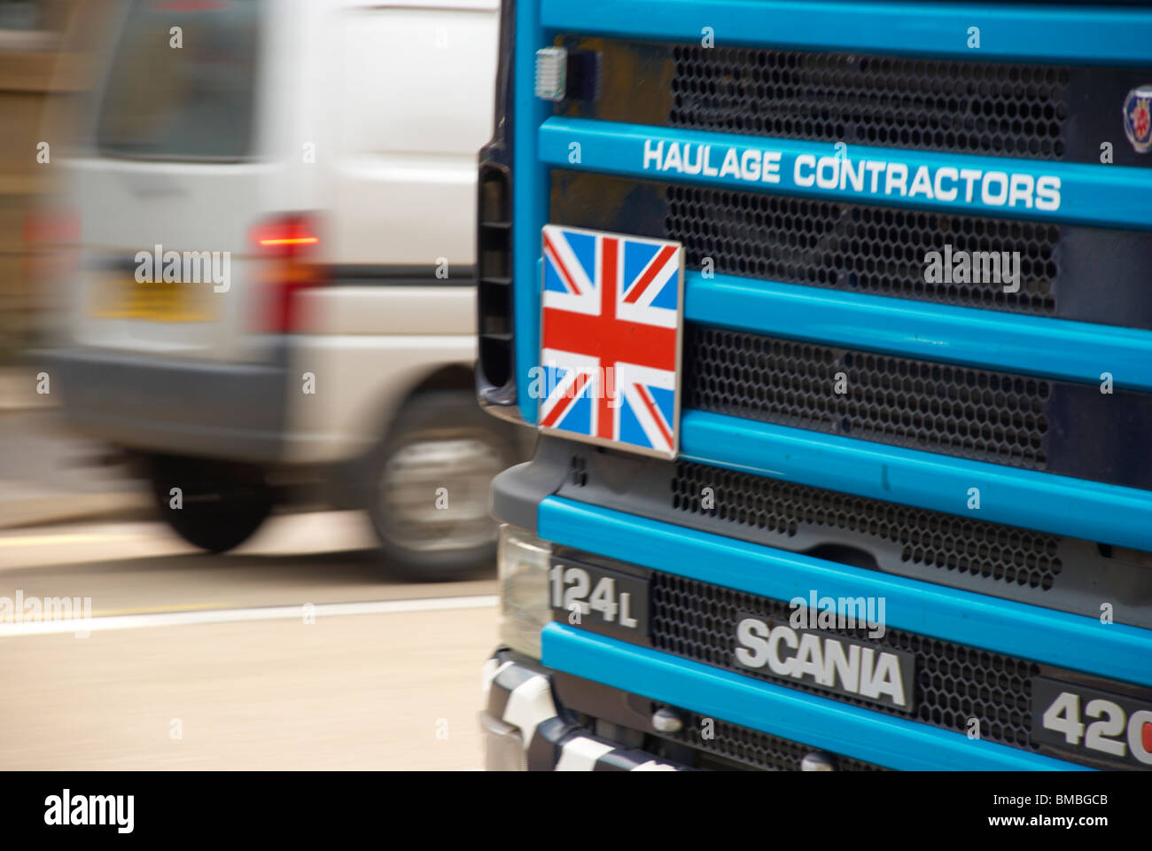 Union jack badge hi-res stock photography and images - Alamy