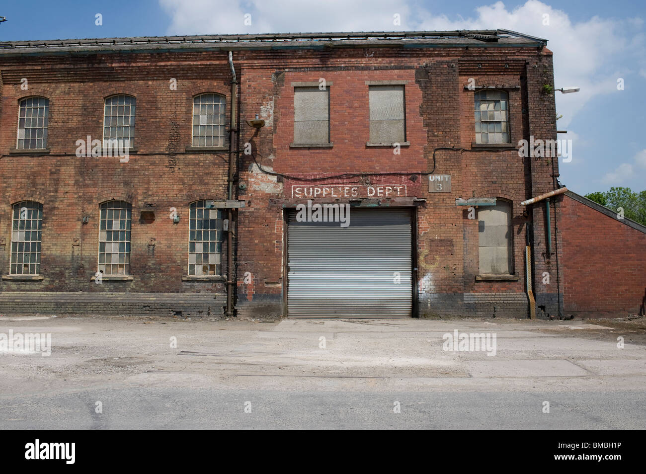 Erecting shop at the former Horwich Loco Works, Horwich, Bolton. Set up ...