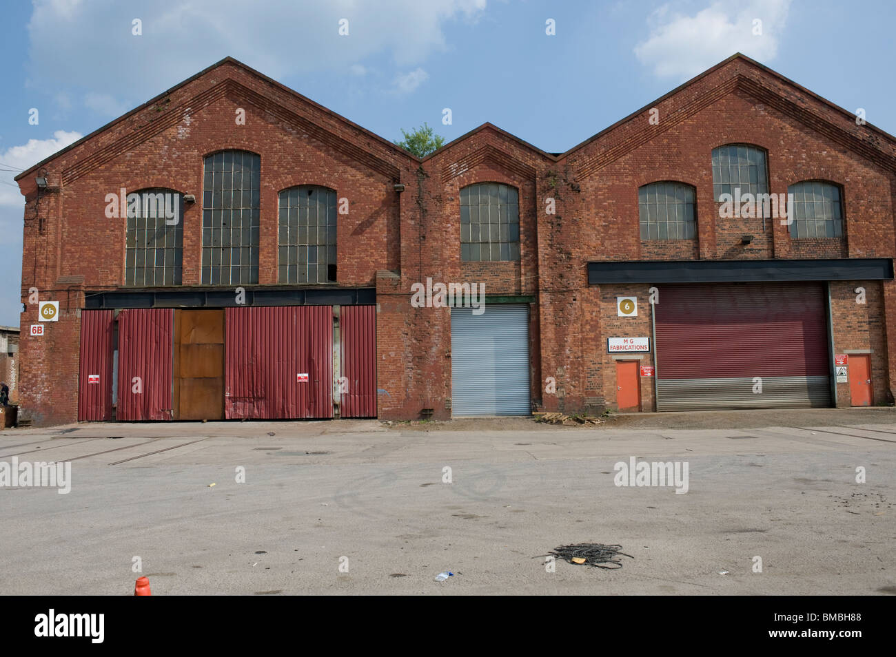 Erecting shop at the former Horwich Loco Works, Horwich, Bolton. Set up ...