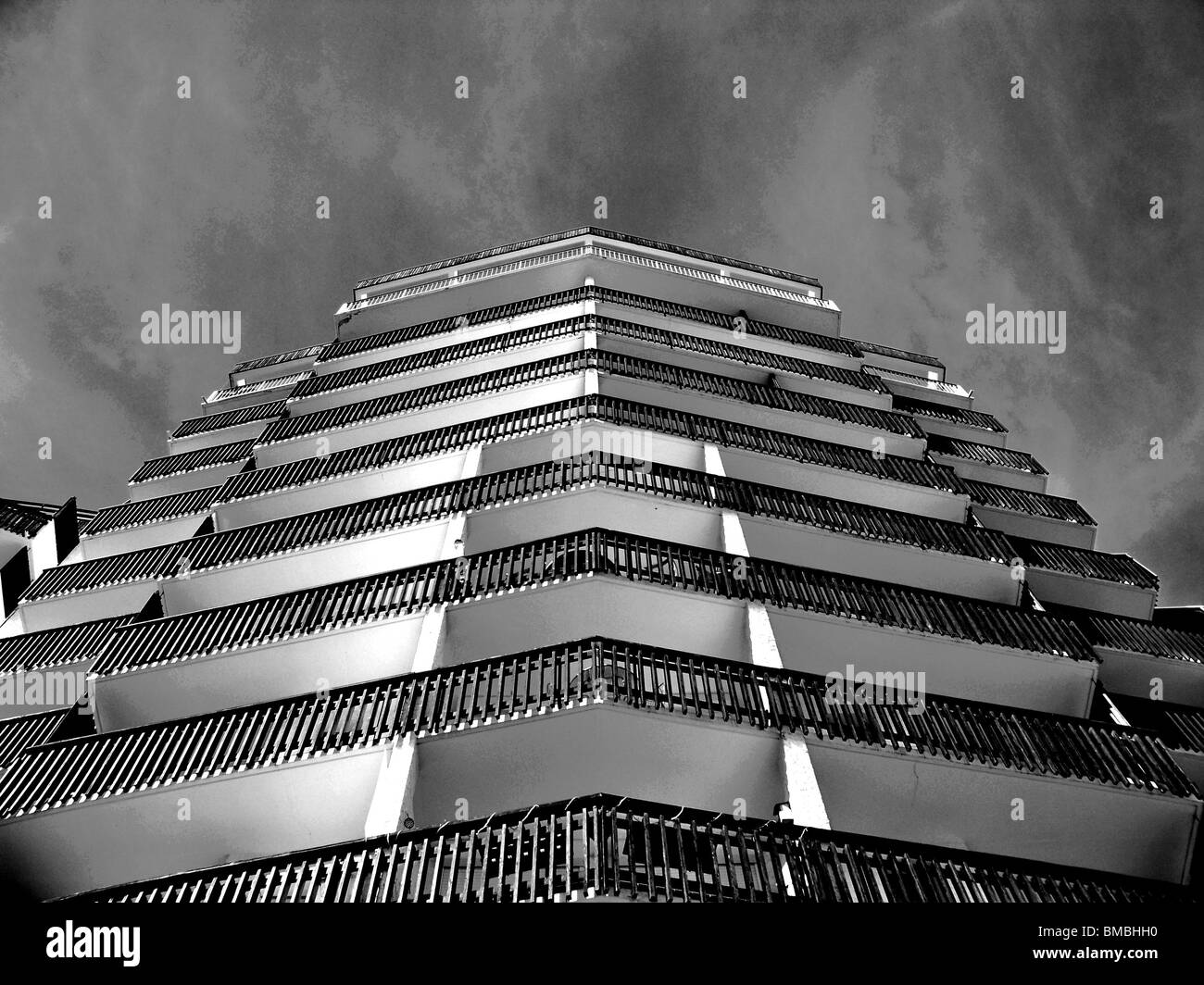 A High Building Stock Photo Alamy a-high-building-stock-photo-alamy