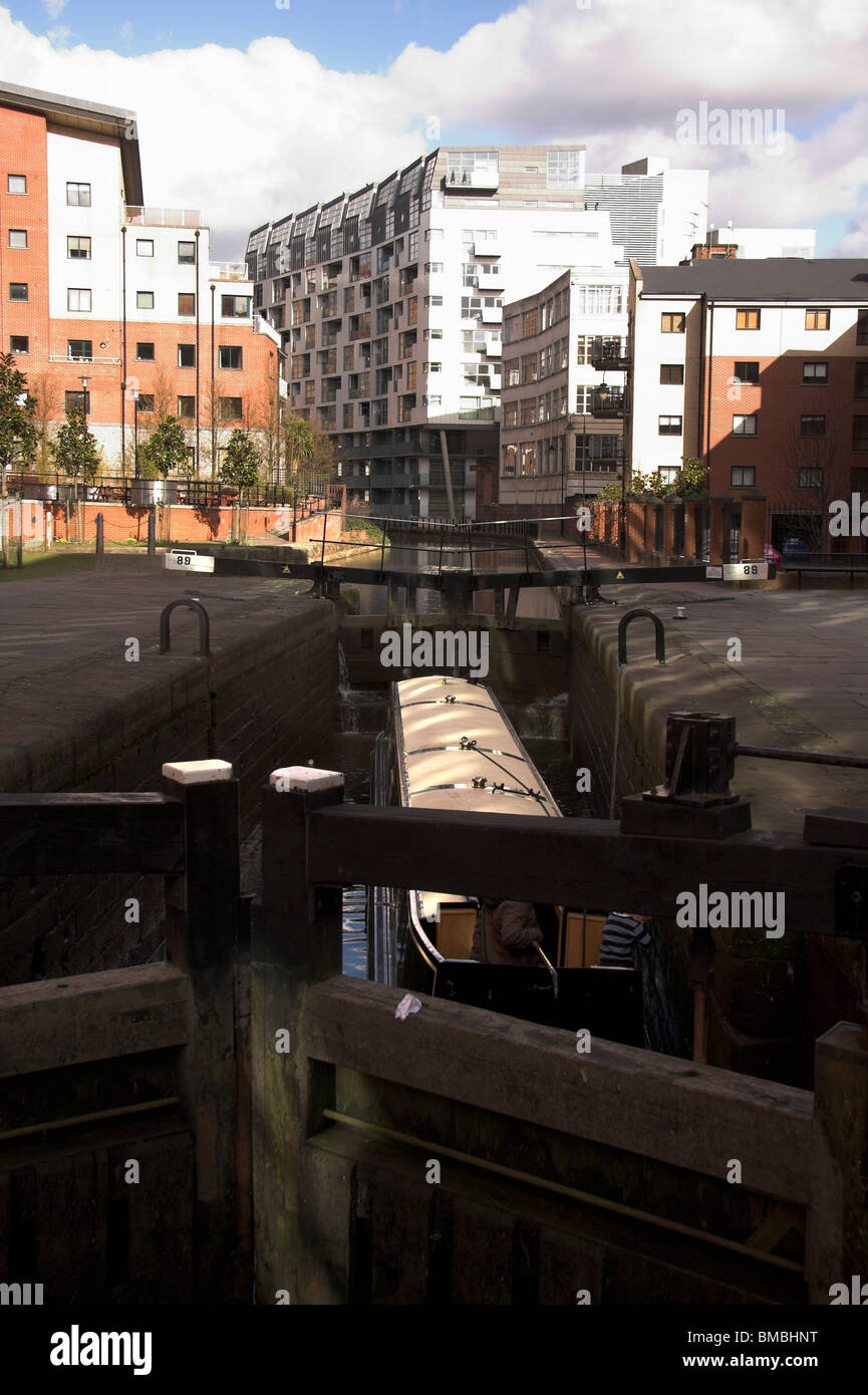 Barge, going through Lock 89, Rochdale Canal, Manchester, UK Stock ...