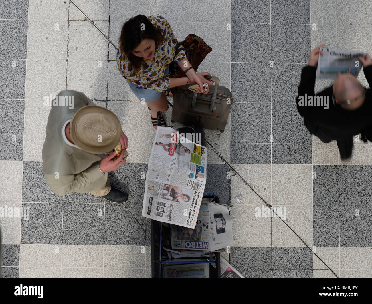 London metro newspaper hi-res stock photography and images - Alamy
