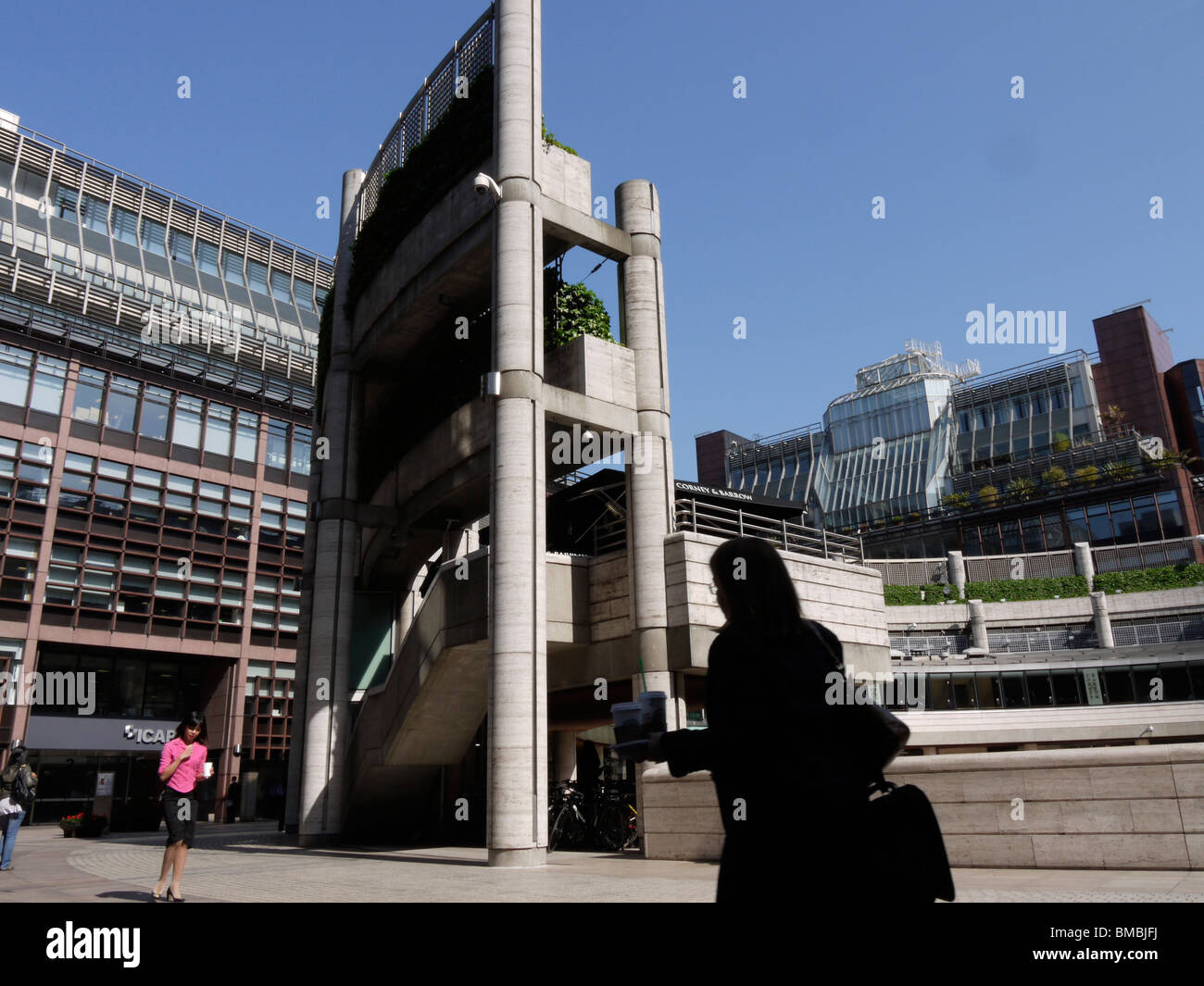 Commuters on their way to work at the Broadgate office complex in ...