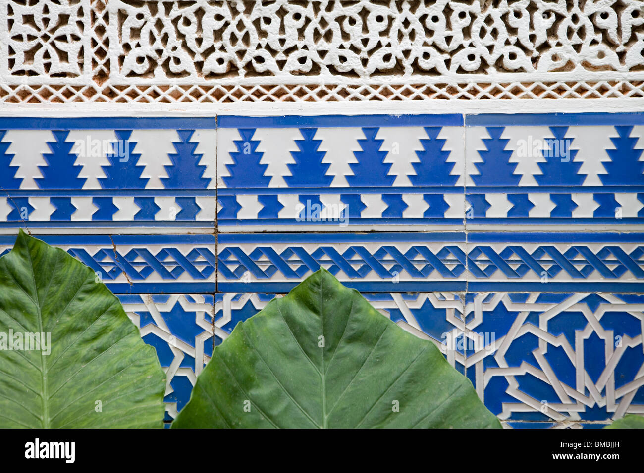 Stucco border hi-res stock photography and images - Alamy
