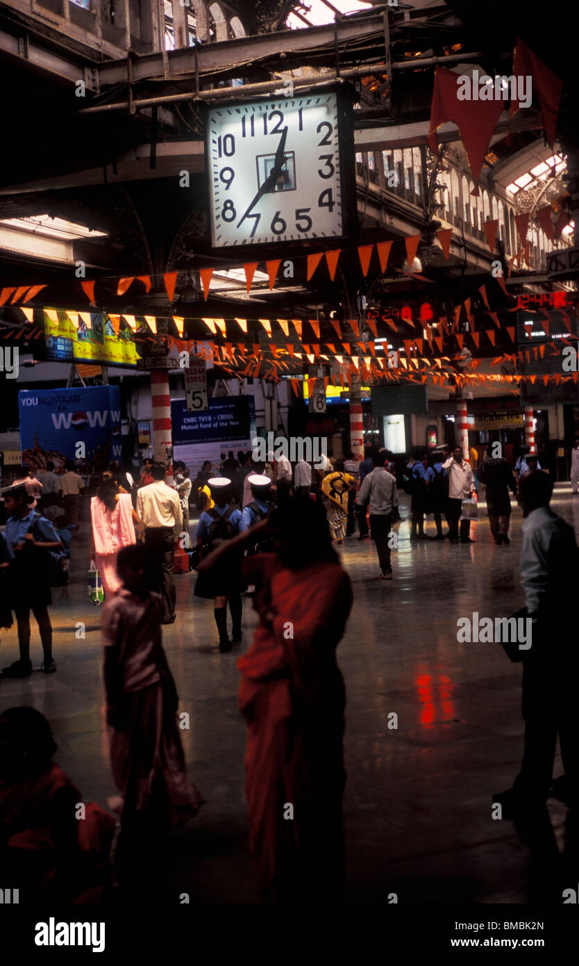 Clock chhatrapati shivaji terminus mumbai hi-res stock photography and ...