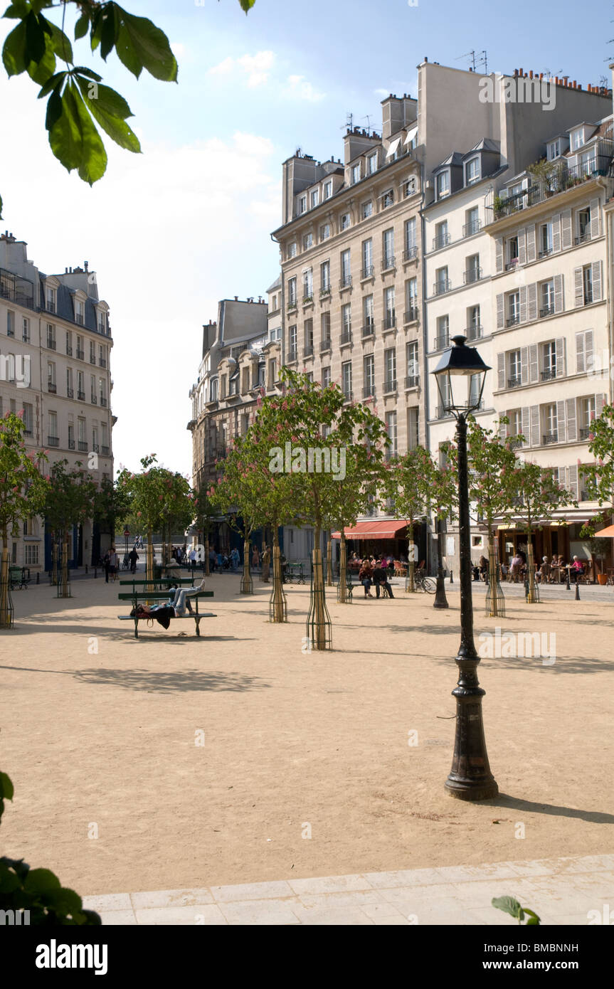 Place dauphine hi-res stock photography and images - Alamy