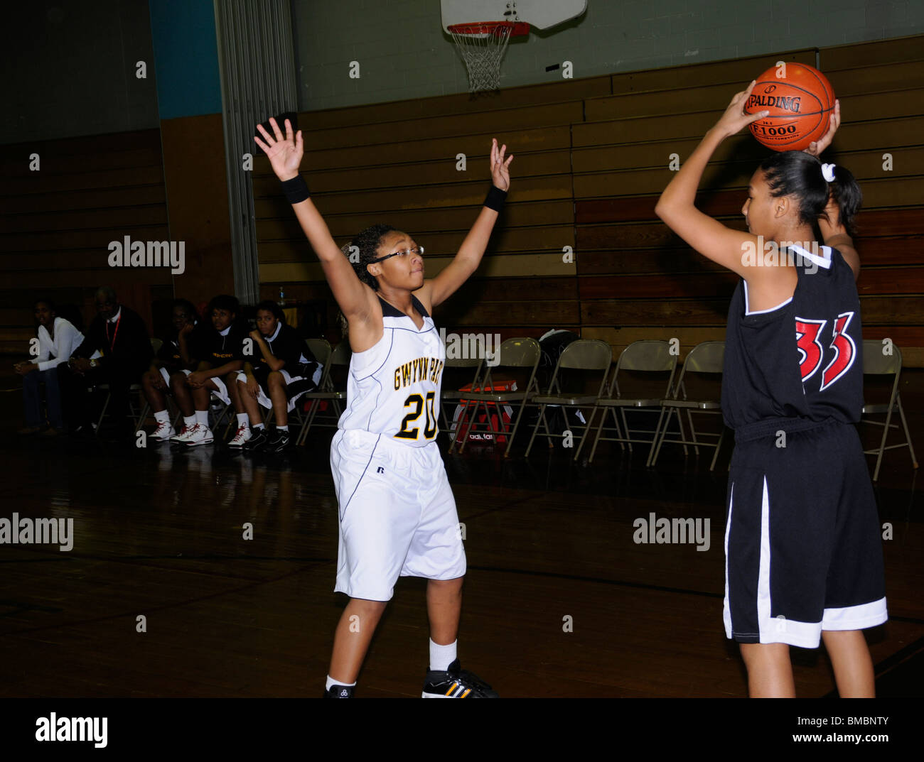 Girls high school basketball Stock Photo - Alamy