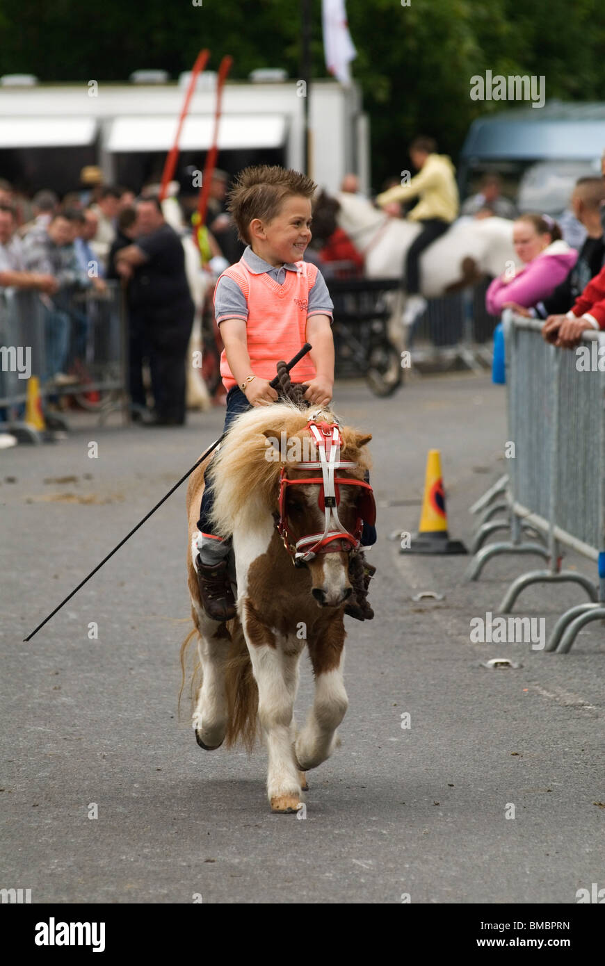 Gypsy and street hi-res stock photography and images - Alamy