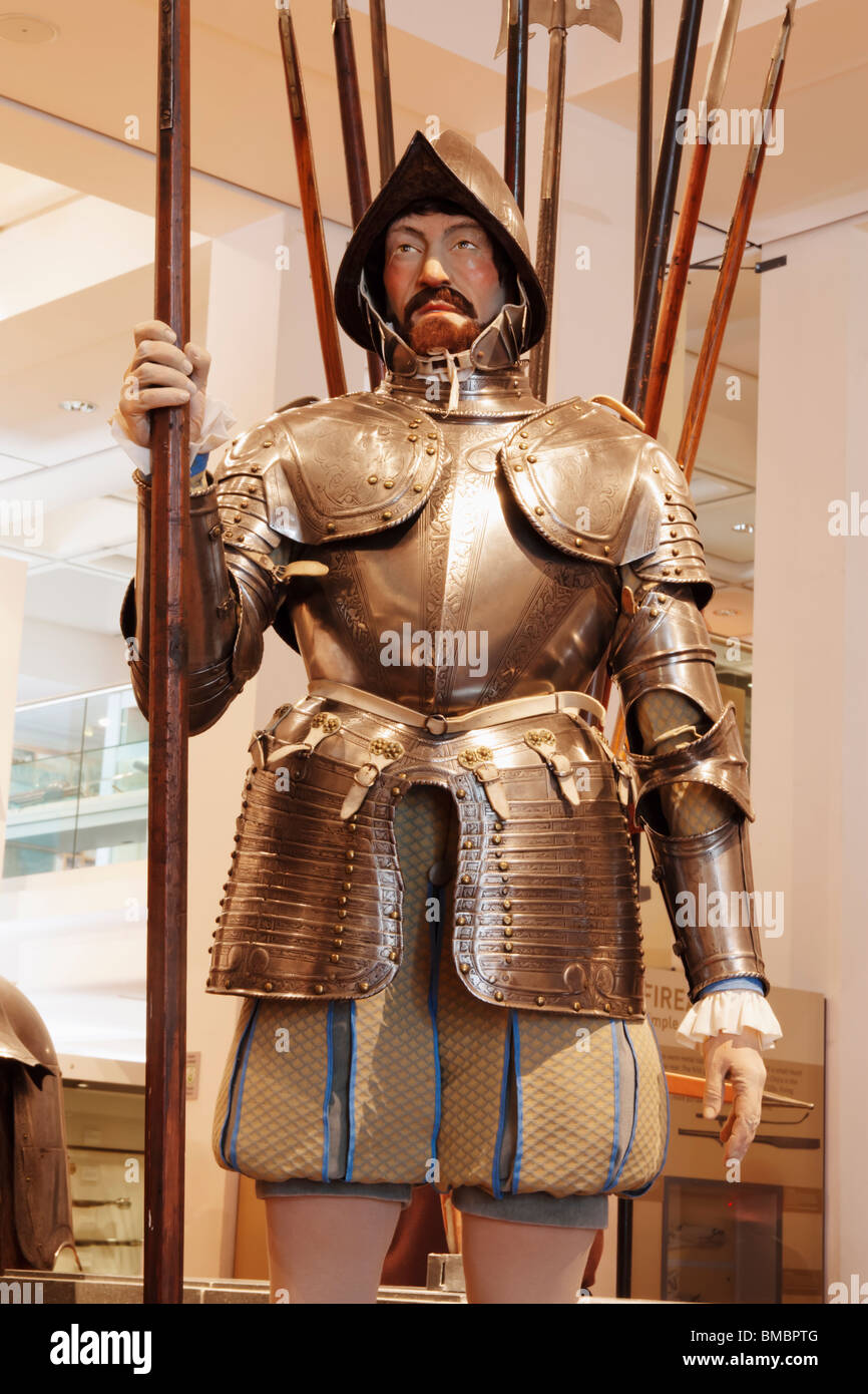 Knight in Italian armour, Royal Armouries Museum, Leeds, Yorkshire ...