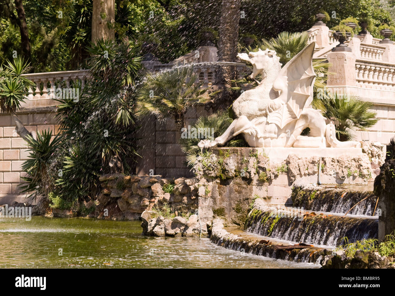 Barcelona fountains hi-res stock photography and images - Alamy