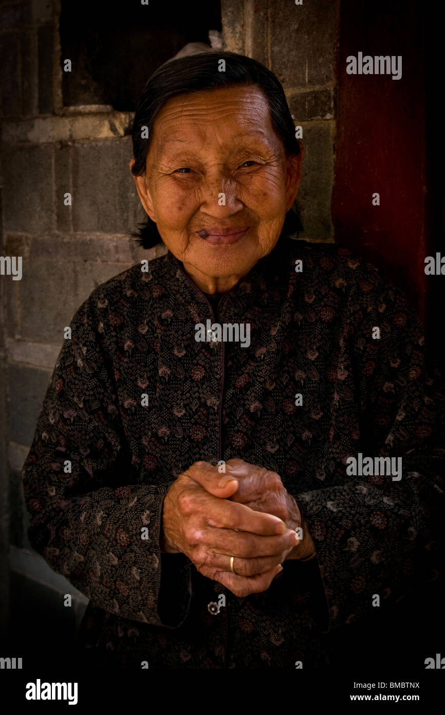 Hakka woman hi-res stock photography and images - Alamy