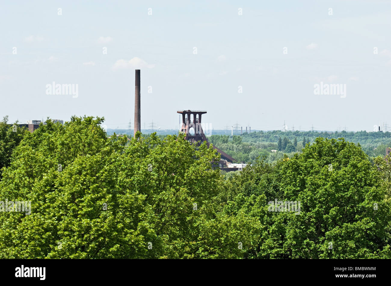 Zeche Zollverein Schachtzeichen Zollverein coal mine shaft sign ...
