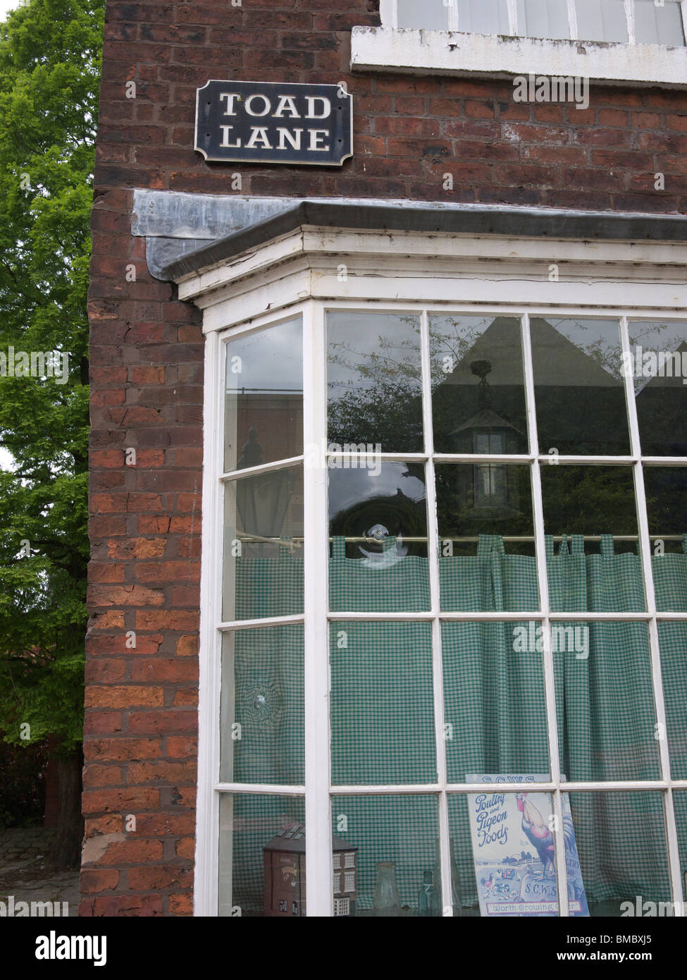Rochdale Pioneers Museum,birthplace of the Co-operative movement. Toad ...