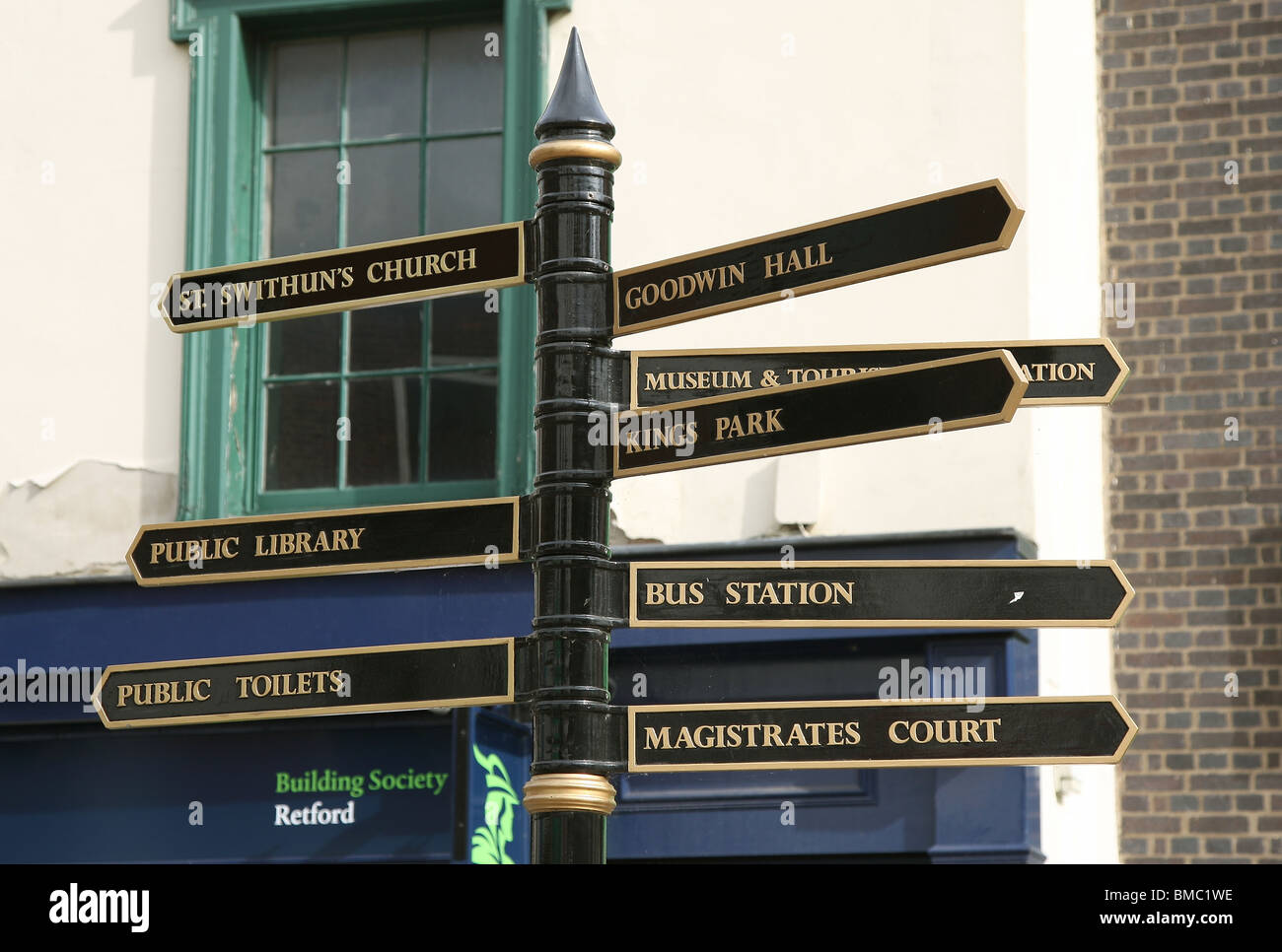 Old bus in kings road hi-res stock photography and images - Alamy