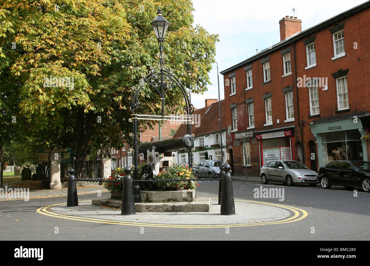 East Armory Building High Resolution Stock Photography and Images - Alamy