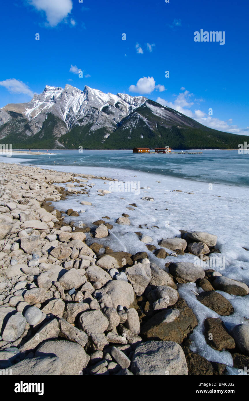 Minnewanka lake banff national hi-res stock photography and images - Alamy