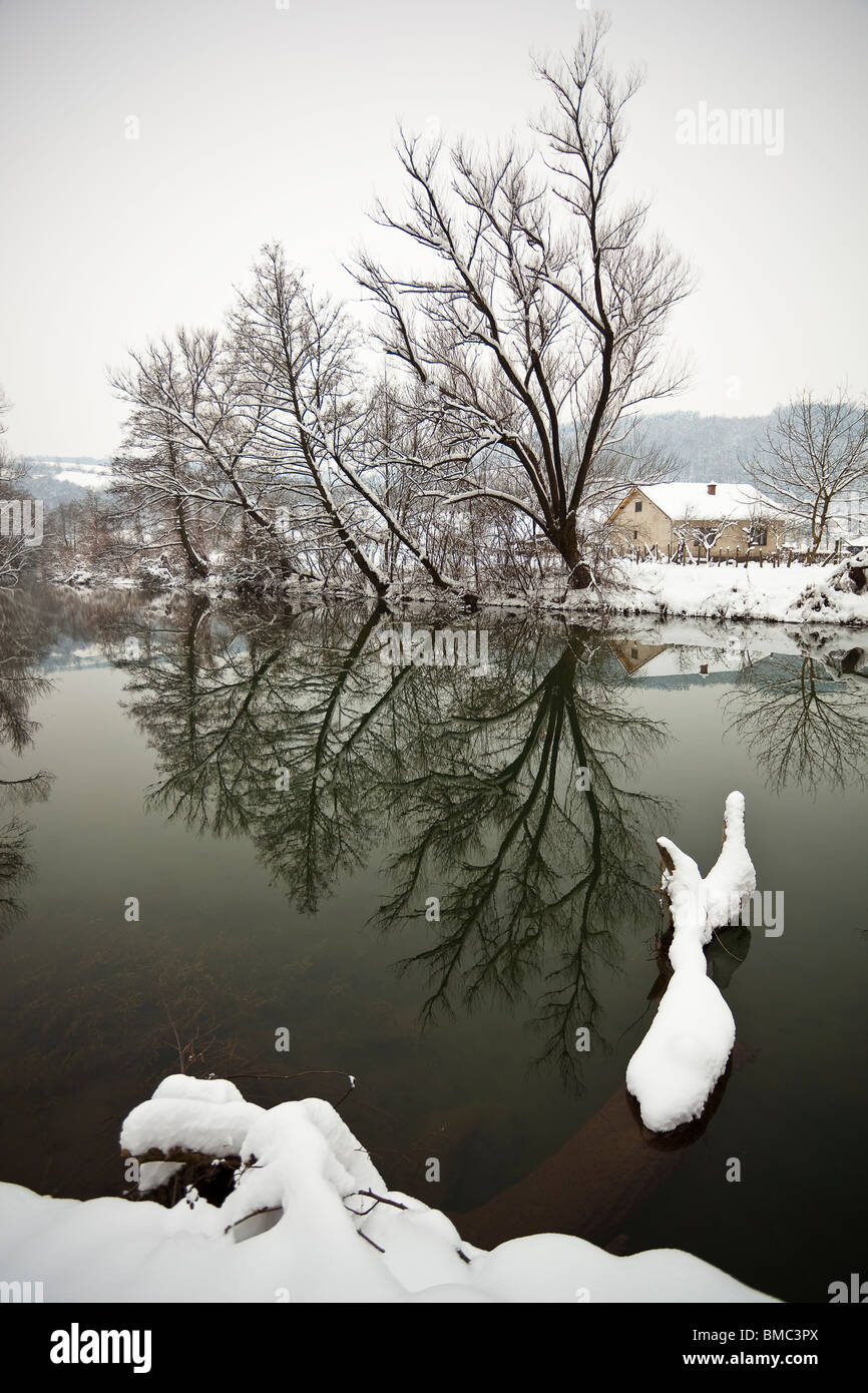 Idyllic house hi-res stock photography and images - Alamy