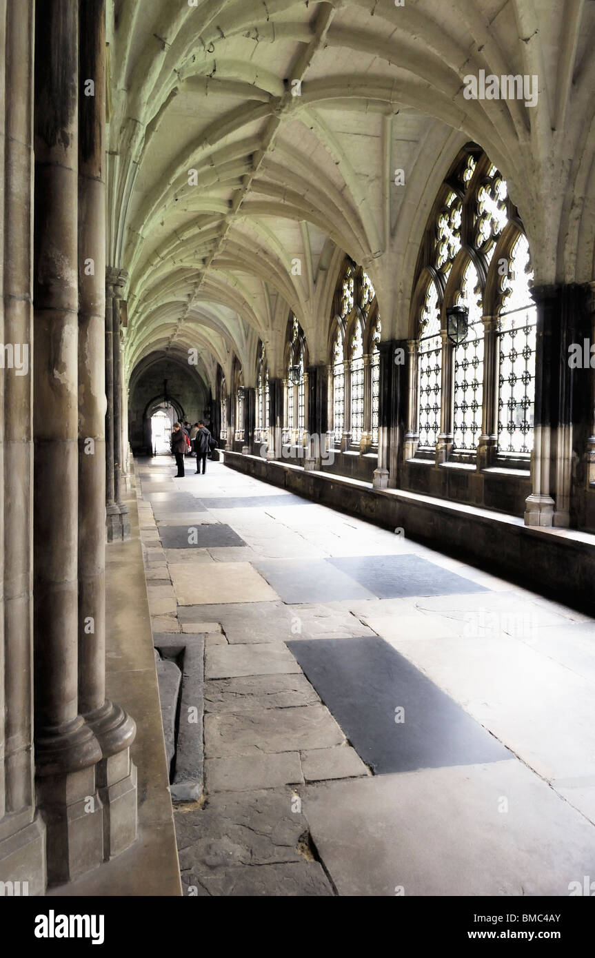 Westminster abbey interior hi-res stock photography and images - Alamy