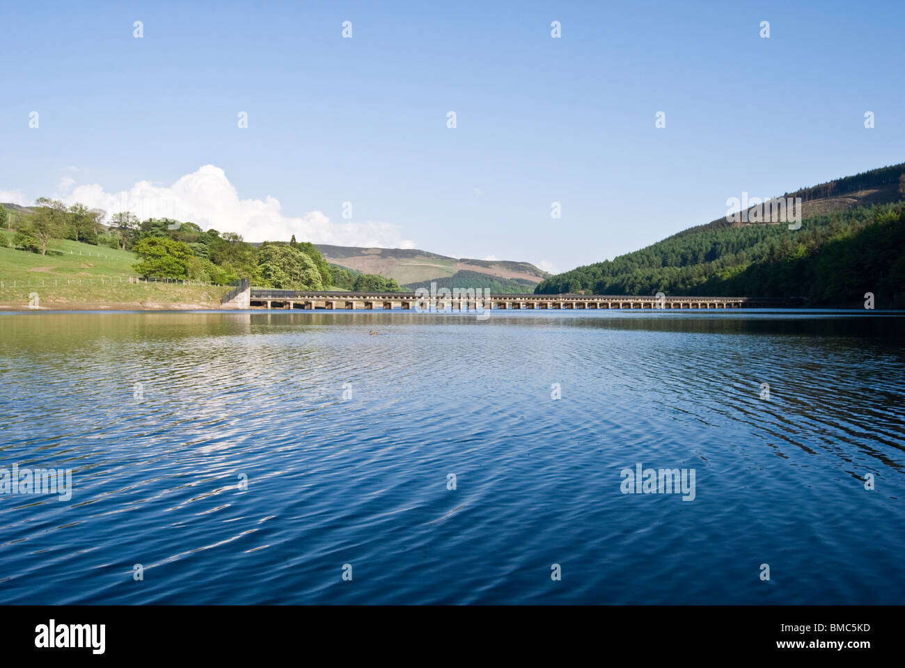 view ladybower derwent reservoir peak district derbyshire pipe line ...