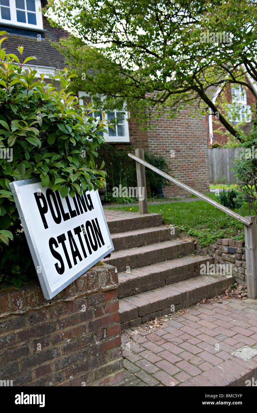 Rural polling station uk hi-res stock photography and images - Alamy