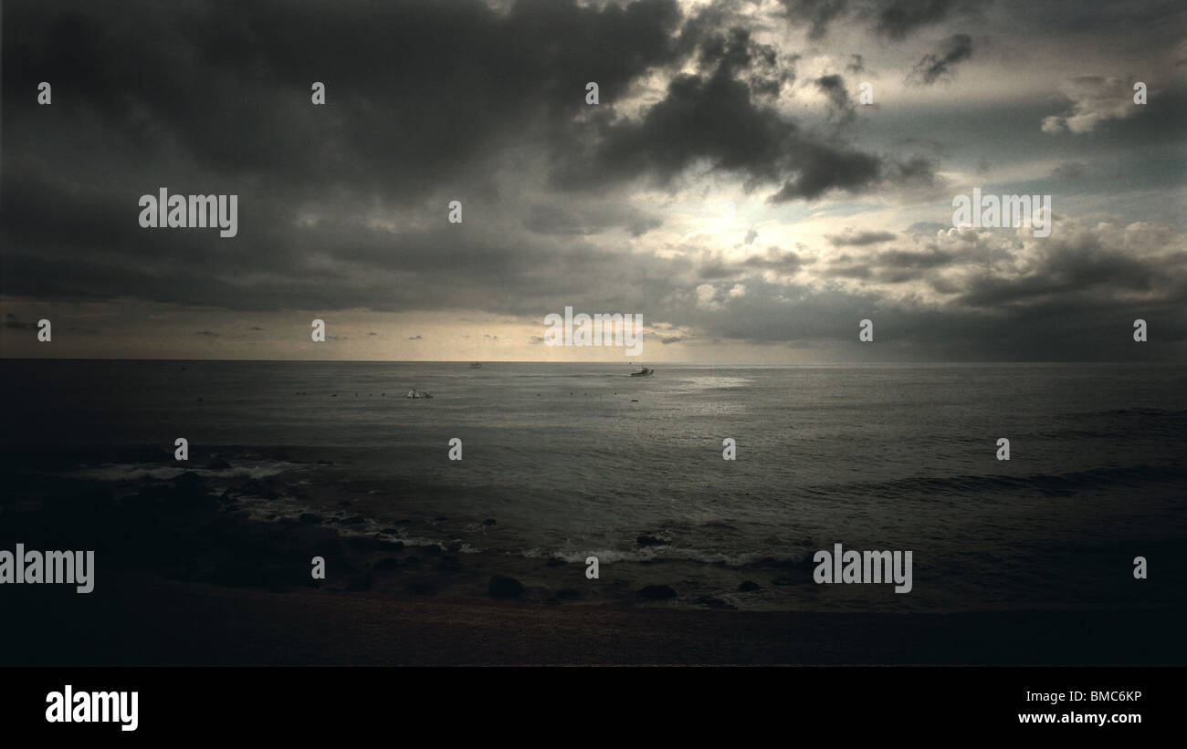 sea, la mer, ocean, sky, clouds, nuage, beateau, boat, bote Stock Photo ...