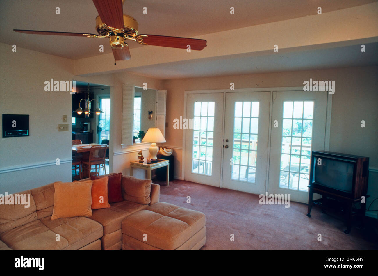 1980s style hi-res stock photography and images - Alamy