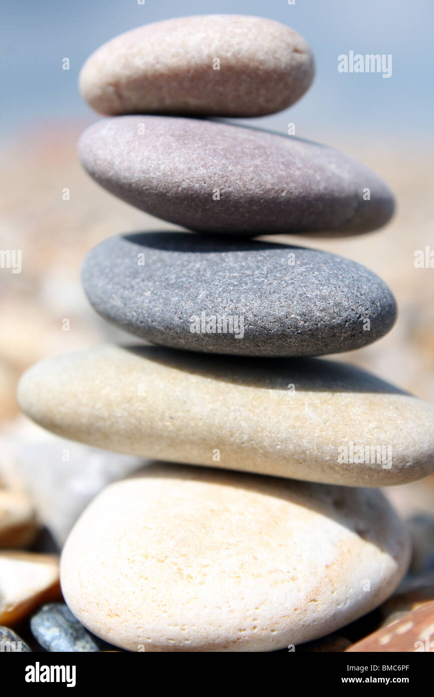 Balancing pebble stones hi-res stock photography and images - Alamy