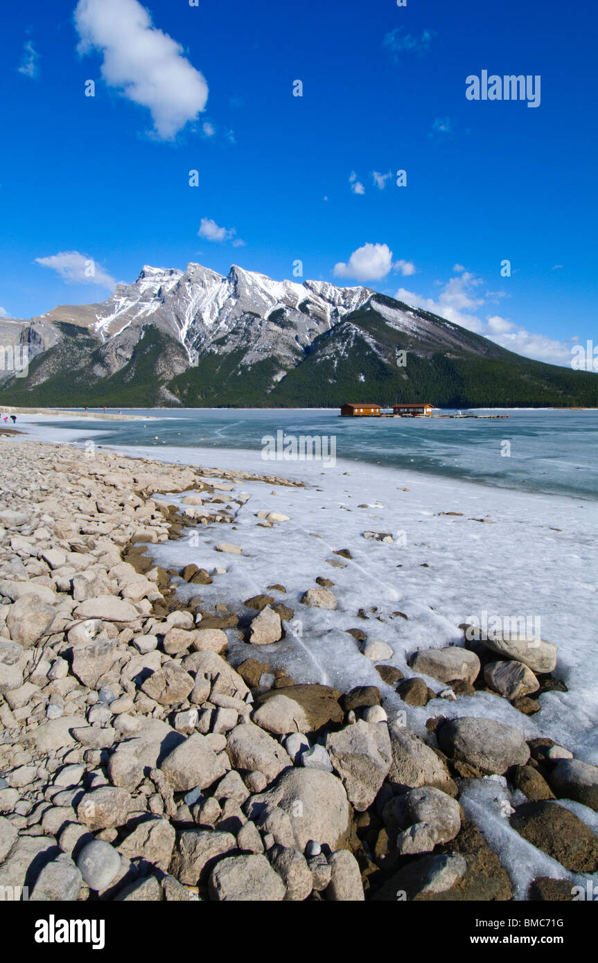 Minnewanka lake banff national hi-res stock photography and images - Alamy