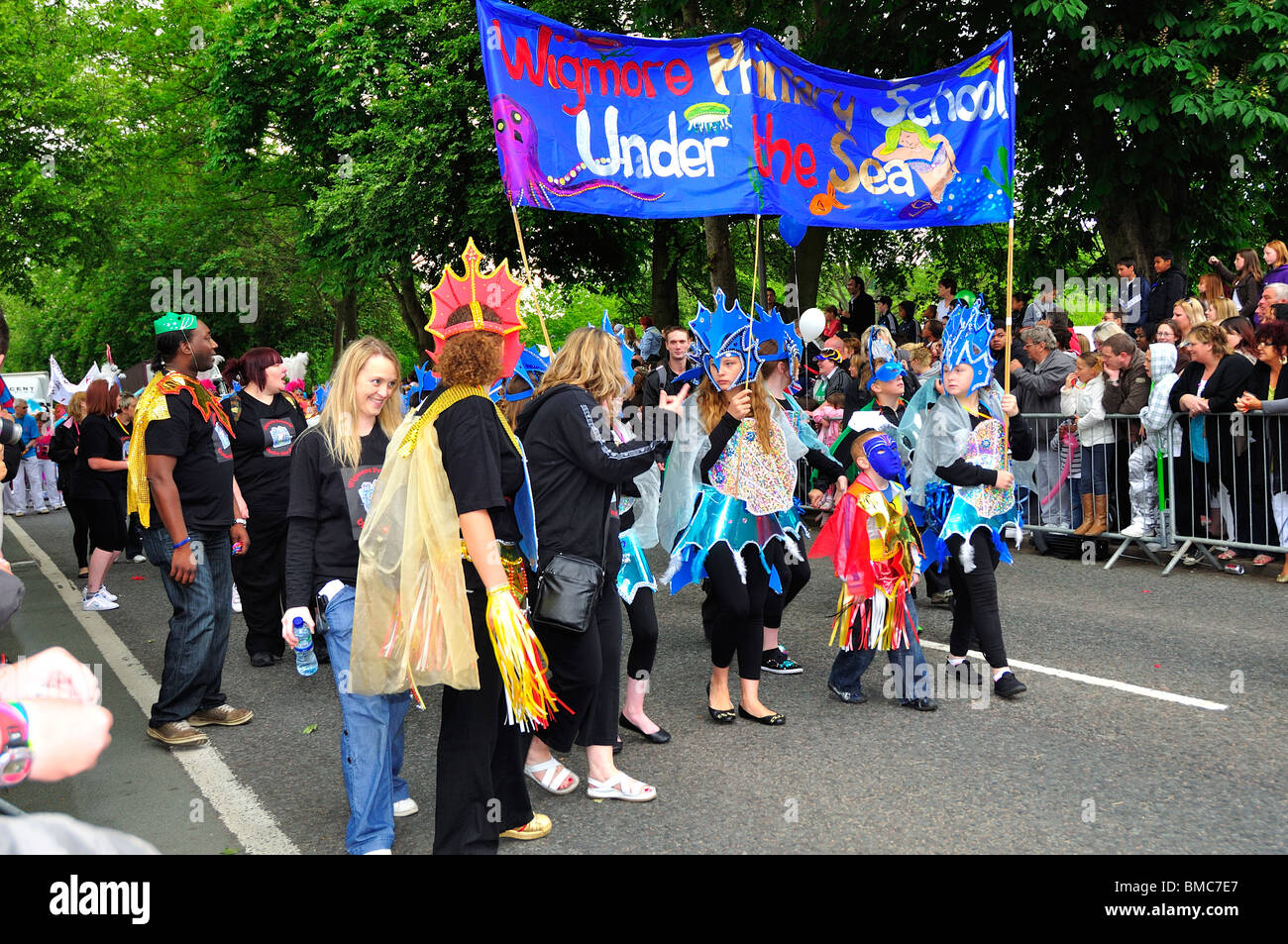 Luton Carnival, Wigmore Primary School 2010 Stock Photo - Alamy