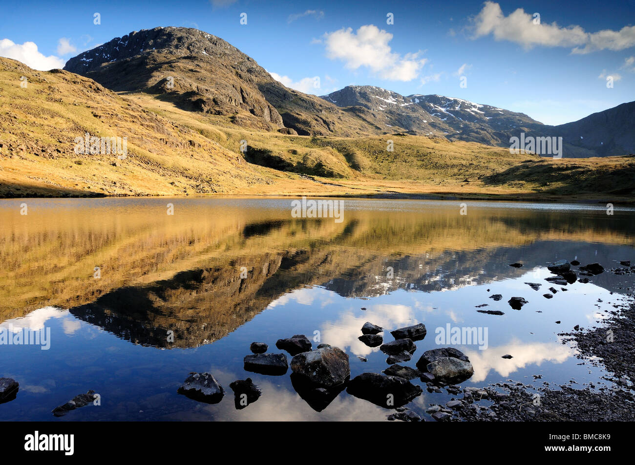 Styhead tarn hi-res stock photography and images - Alamy
