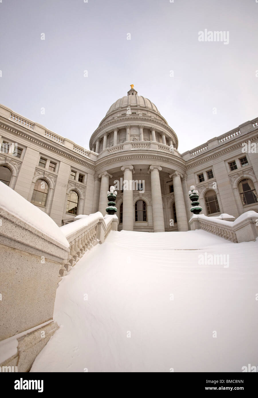 Wisconsin state capitol building hi-res stock photography and images ...