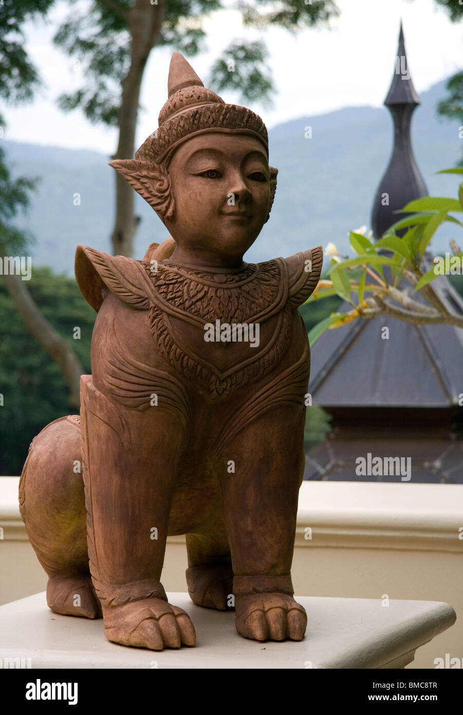 Siamese statue in Chiang Mai in northern Thailand Stock Photo - Alamy