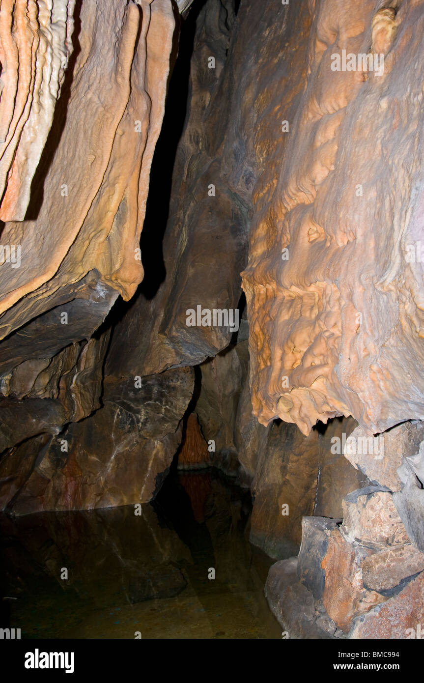 Limestone Rock Formation And Reflection In An Underground Pool In Coxs ...