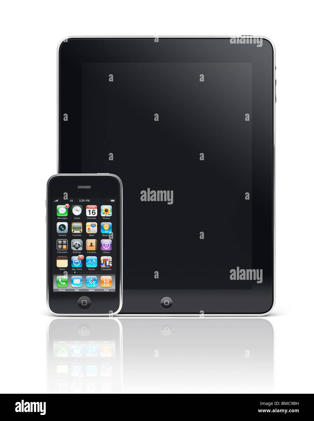 Apple iPhone 3Gs smartphone Apple iPad tablet isolated with clipping ...
