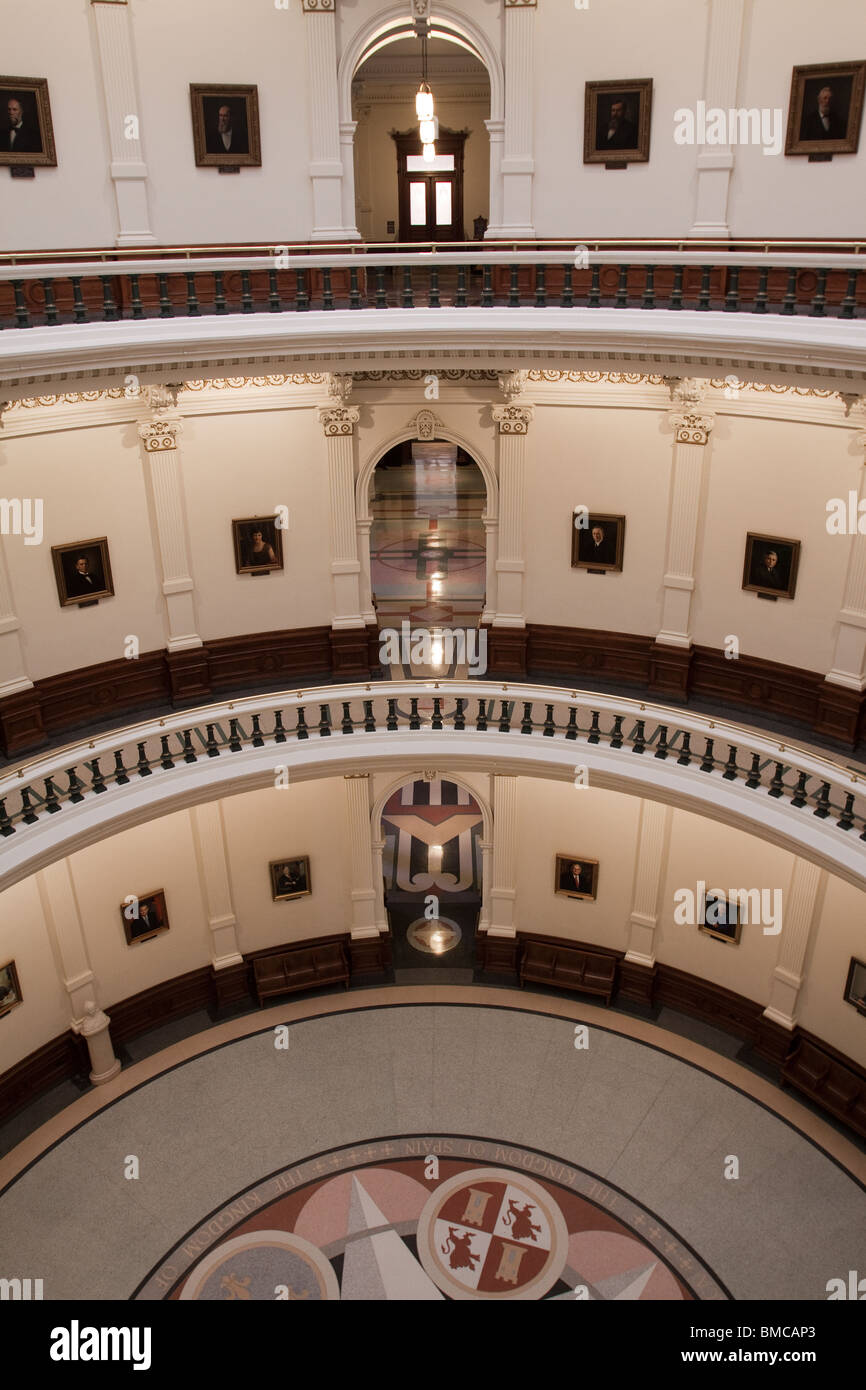 Capitol rotunda inside state building hi-res stock photography and ...