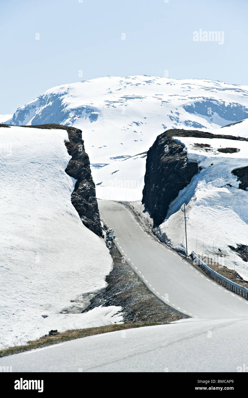 Norwegian mountain road hi-res stock photography and images - Alamy
