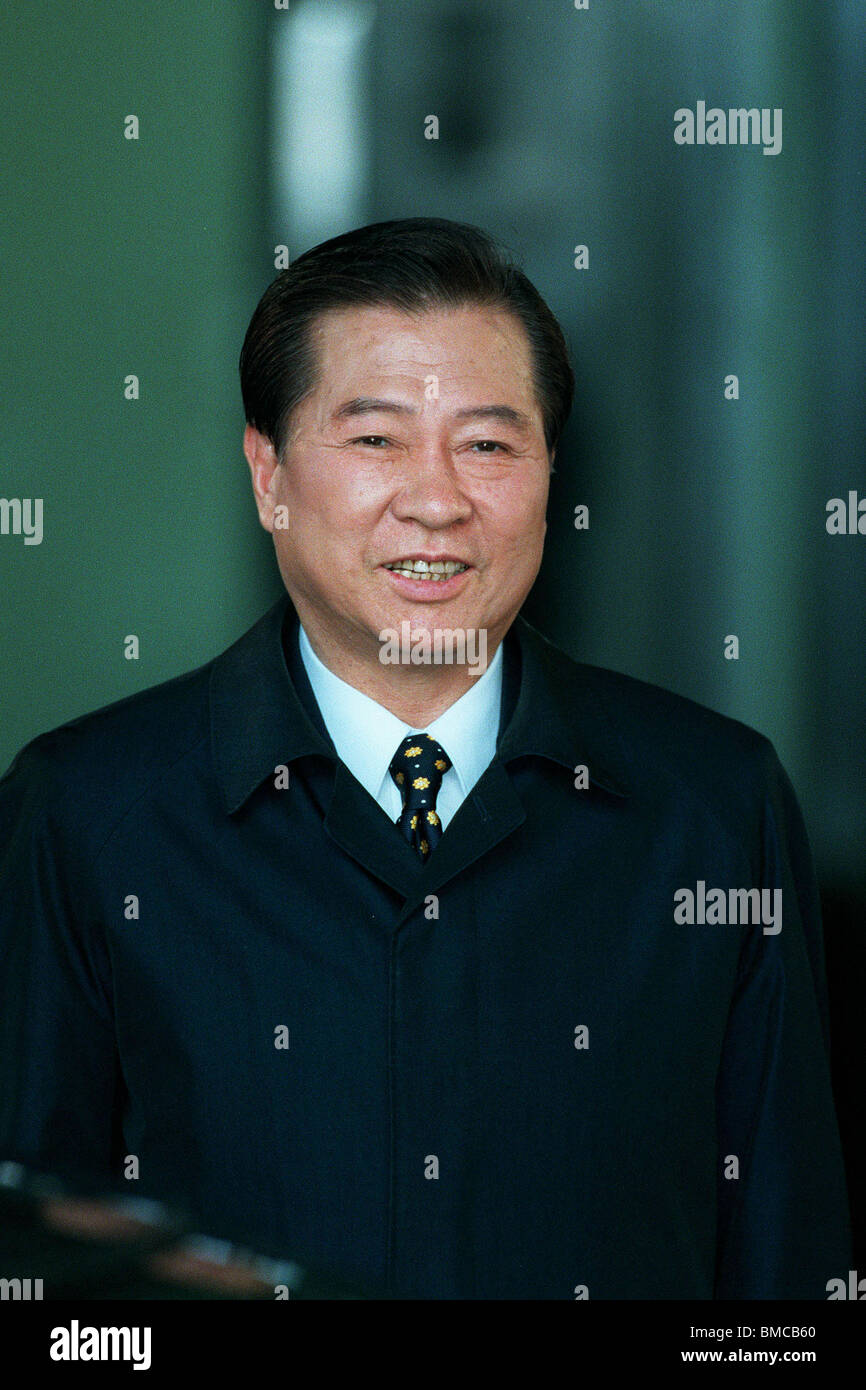 KIM DAE-JUNG PRESIDENT OF KOREA 07 April 1998 Stock Photo - Alamy