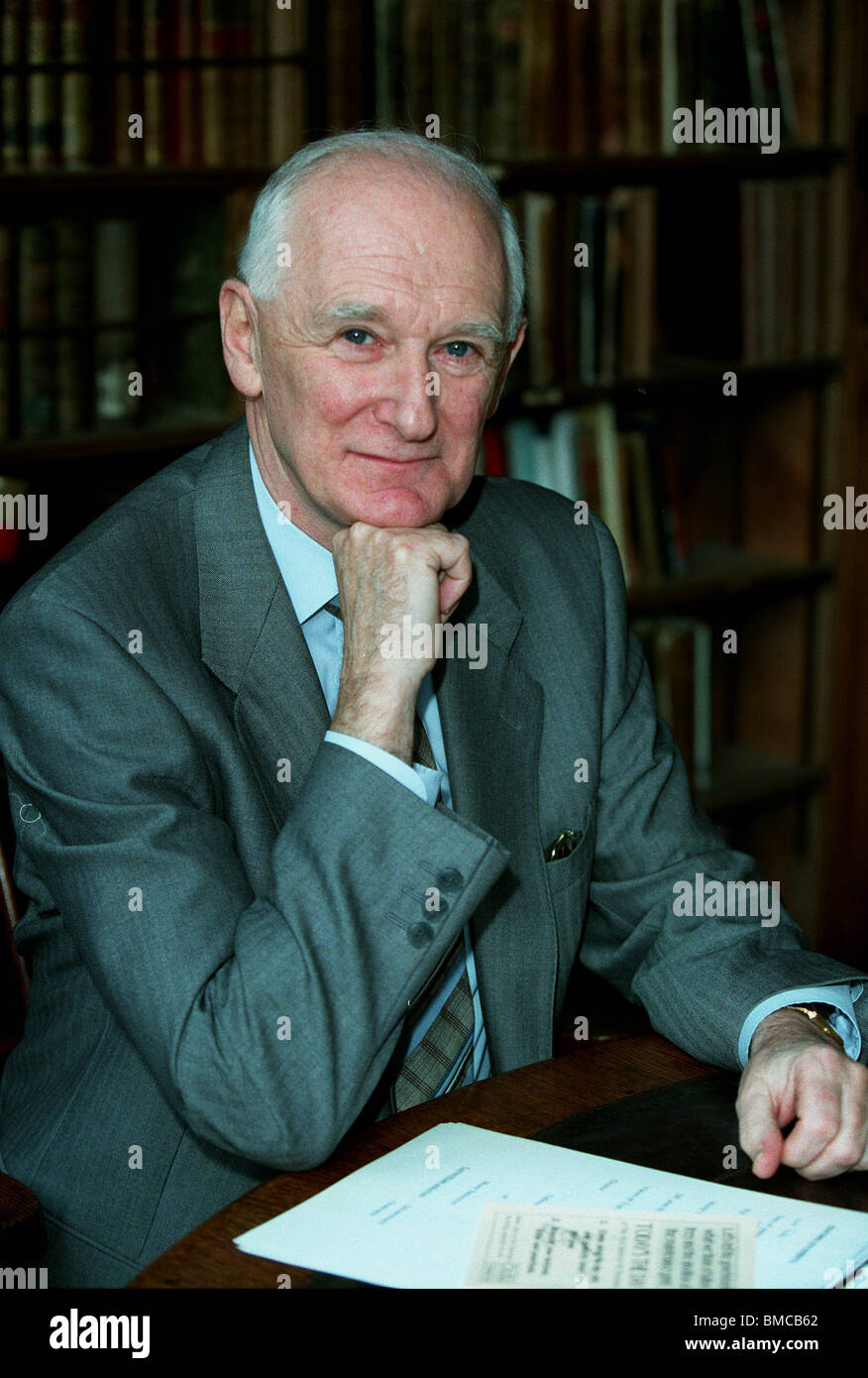 LORD DEARING AUTHOR OF "DEARING REPORT" 06 March 1998 Stock Photo - Alamy