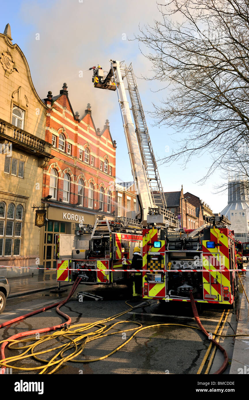Uk fire engines hi-res stock photography and images - Alamy