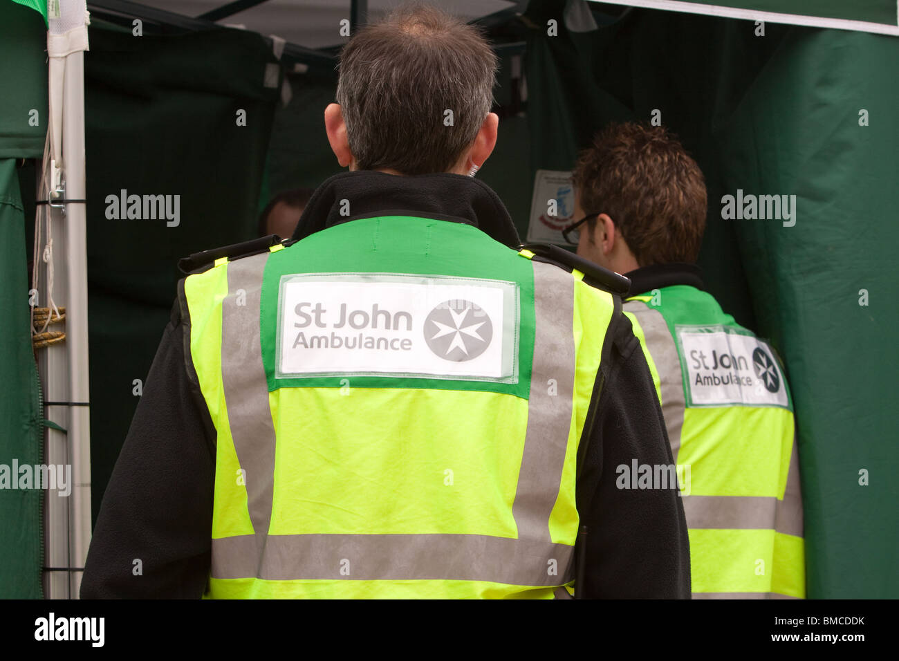 St john ambulance green uniform hi-res stock photography and images - Alamy
