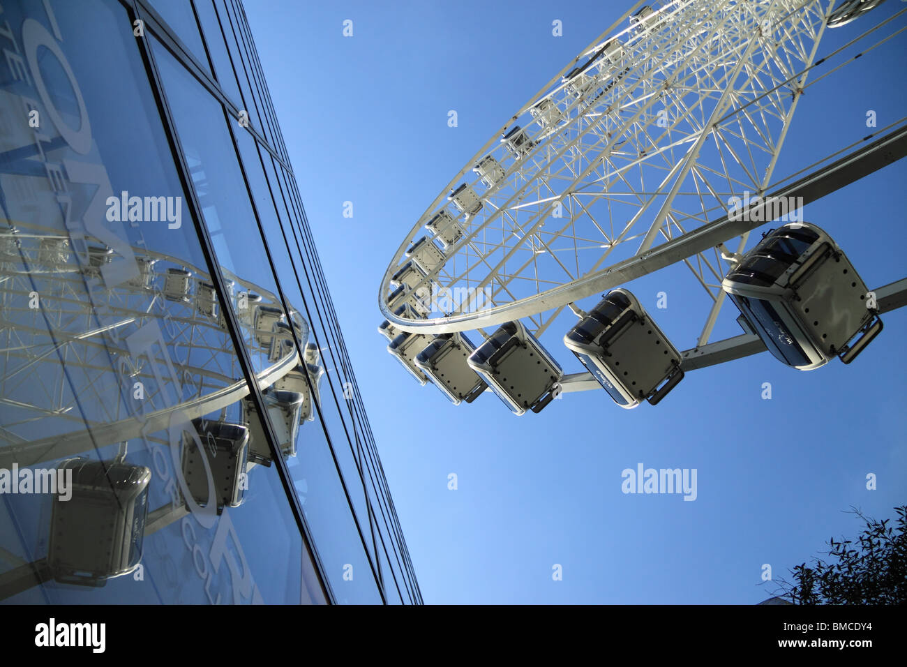 The Manchester Wheel at Exchange Square, Greater Manchester, Lancashire ...