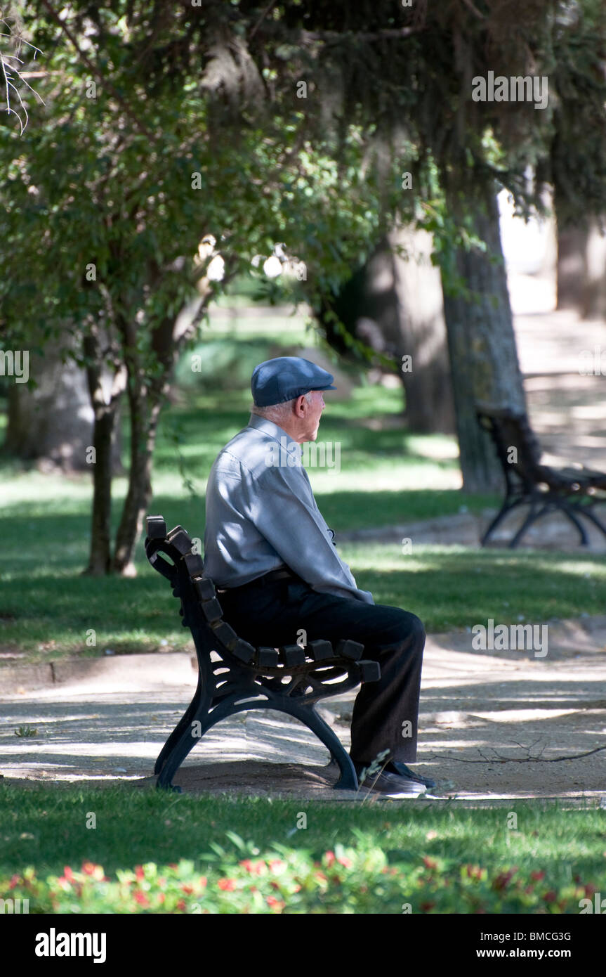 Old man picture. Outdoor view. Park Stock Photo - Alamy