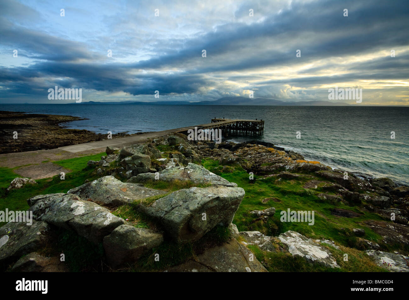 Portencross pier sunset, Ayrshire Stock Photo - Alamy