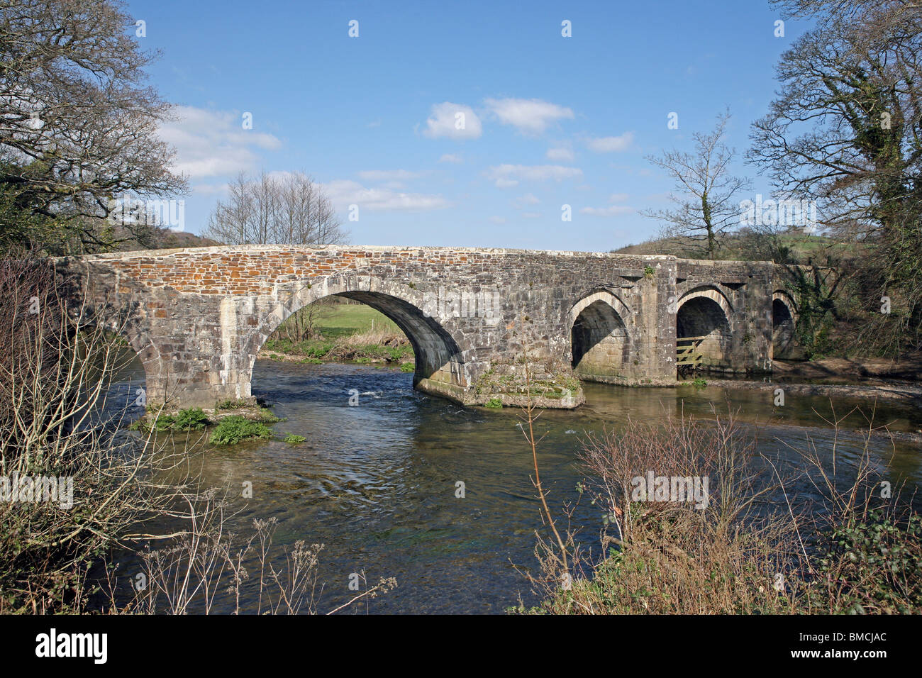 Cornish ancient bridge hi-res stock photography and images - Alamy