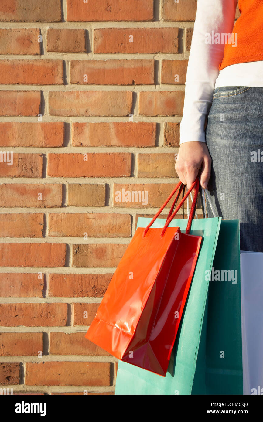 30 something female shopping hi-res stock photography and images - Alamy