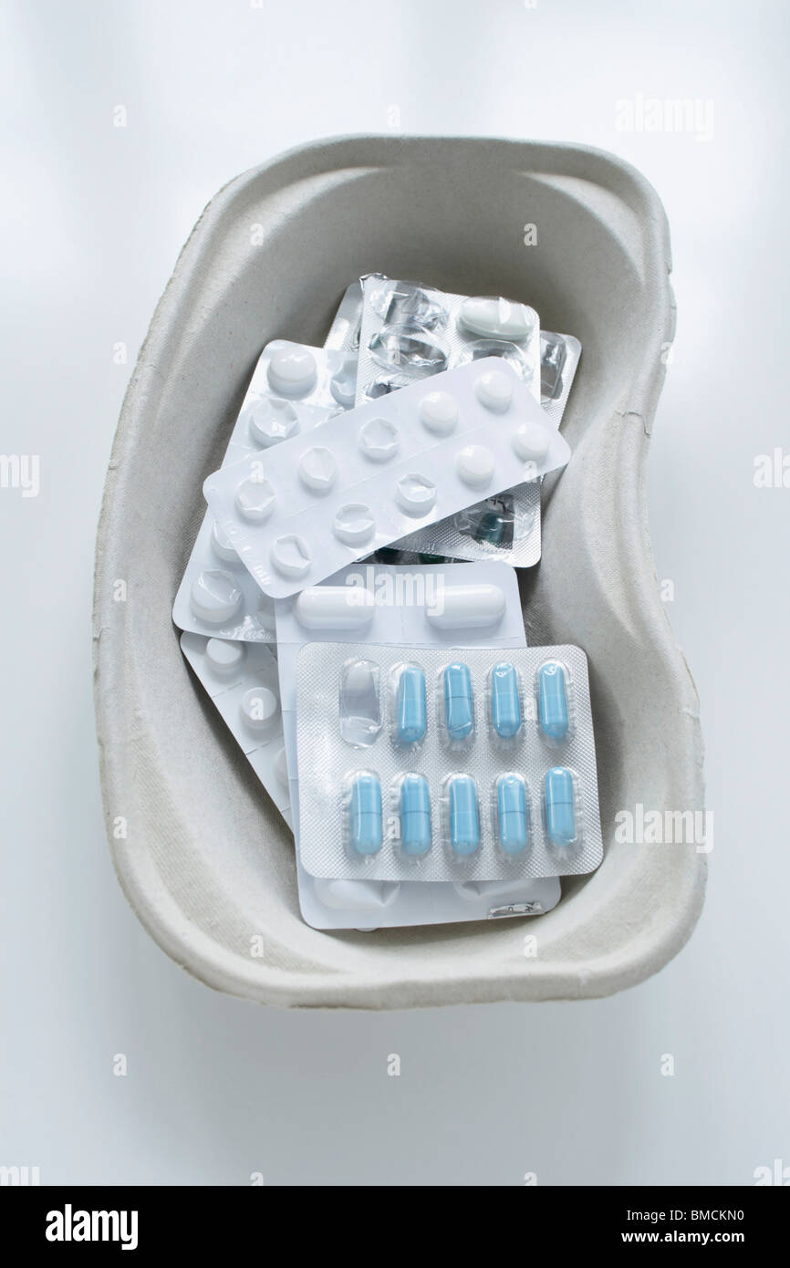 Aspirin assorted hi-res stock photography and images - Alamy
