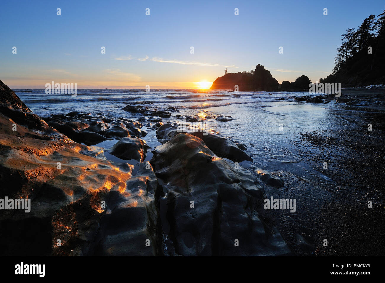 Sea Stack, Ruby Beach, Olympic National Park, Washington State, USA ...