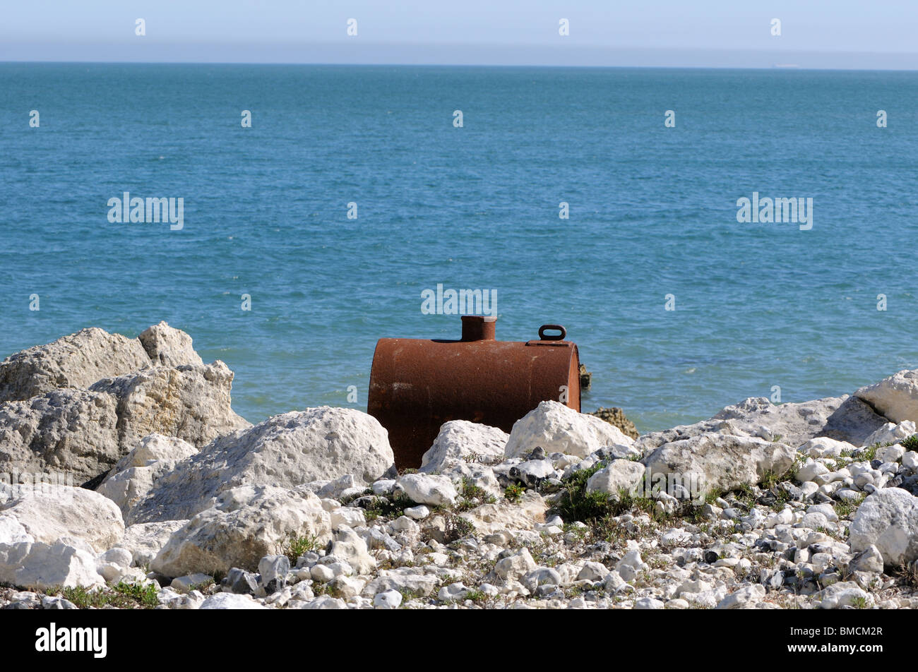 Washed up barrel Stock Photo - Alamy