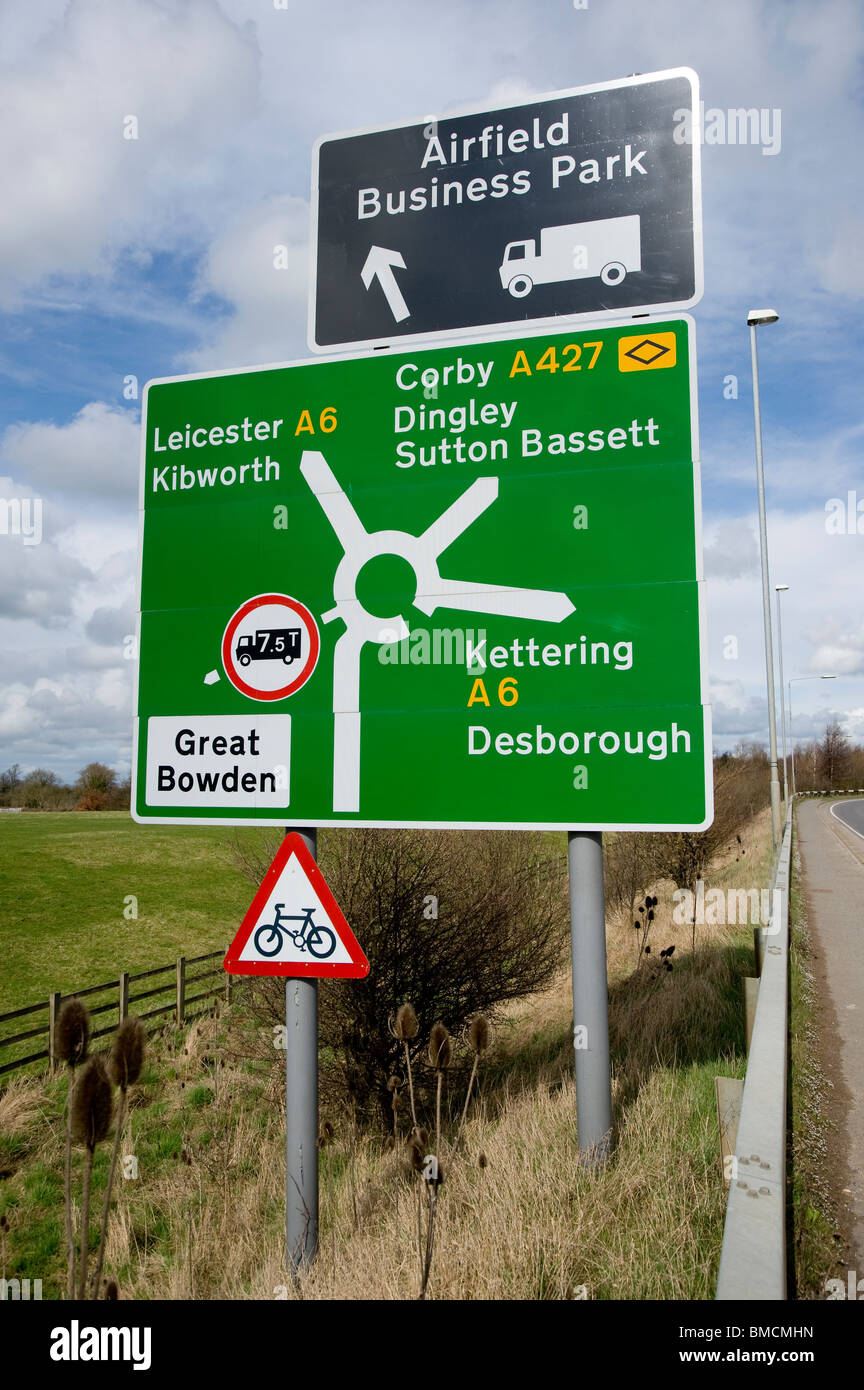 Green Road Signs Stock Photos & Green Road Signs Stock Images - Alamy